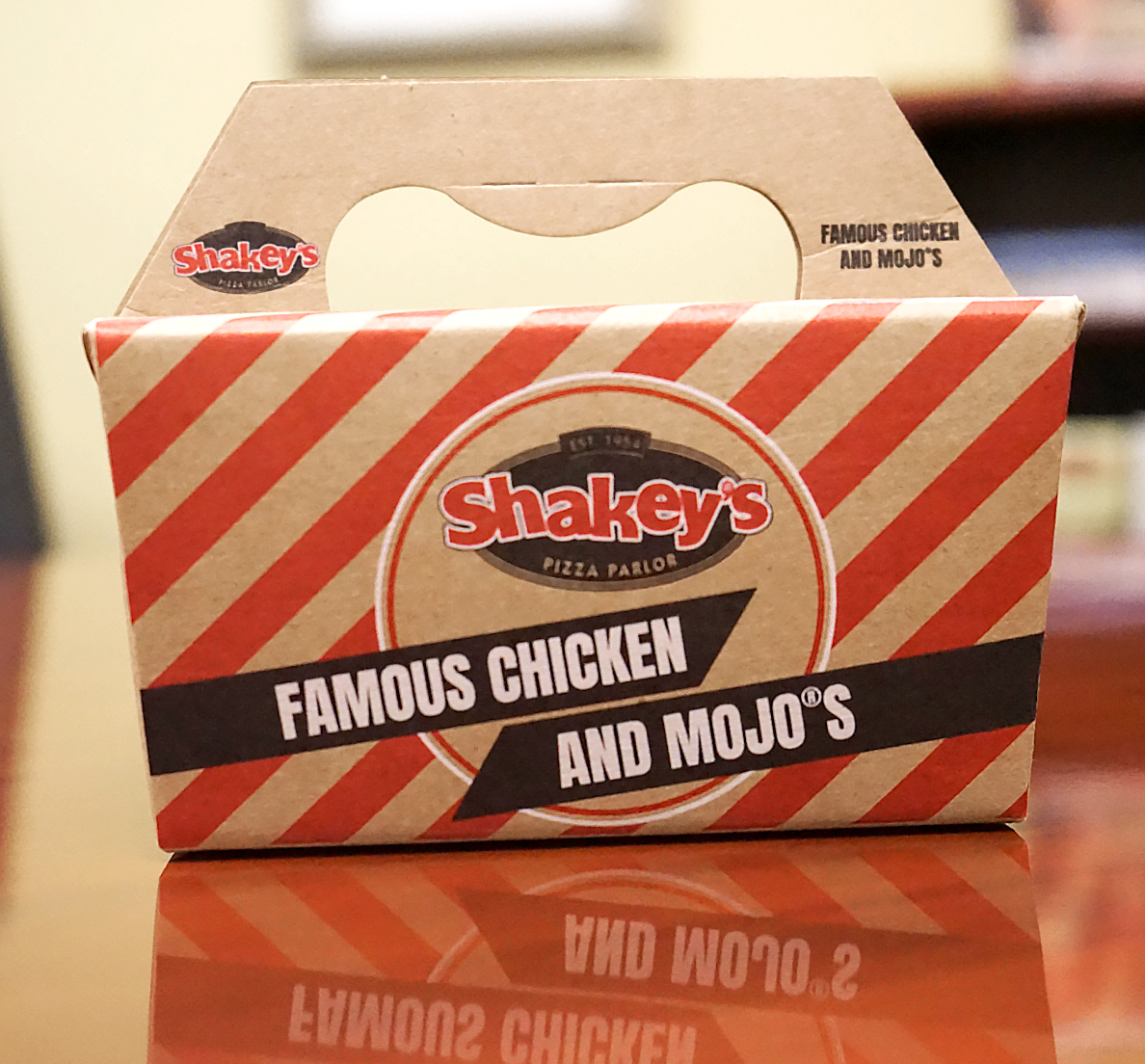 k8photodesign | Shakeys Pizza
